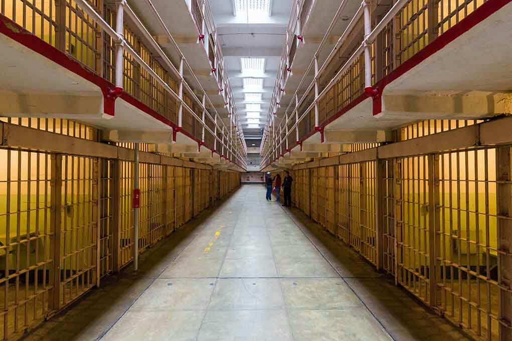 Torture Uprising – Prison Inmates Ignite Matresses! | Patriot News Daily