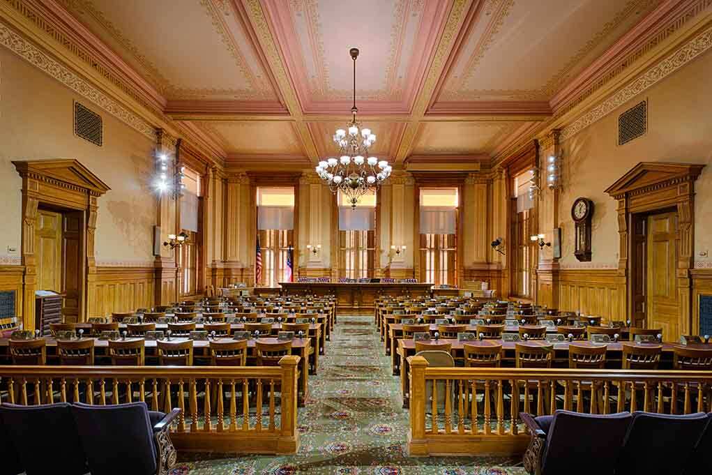 Married Judge Has Sex With Officer In Courthouse! | Patriot News Daily